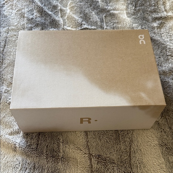 On Running | Shoes | Oc Tan Shoe Box | Poshmark